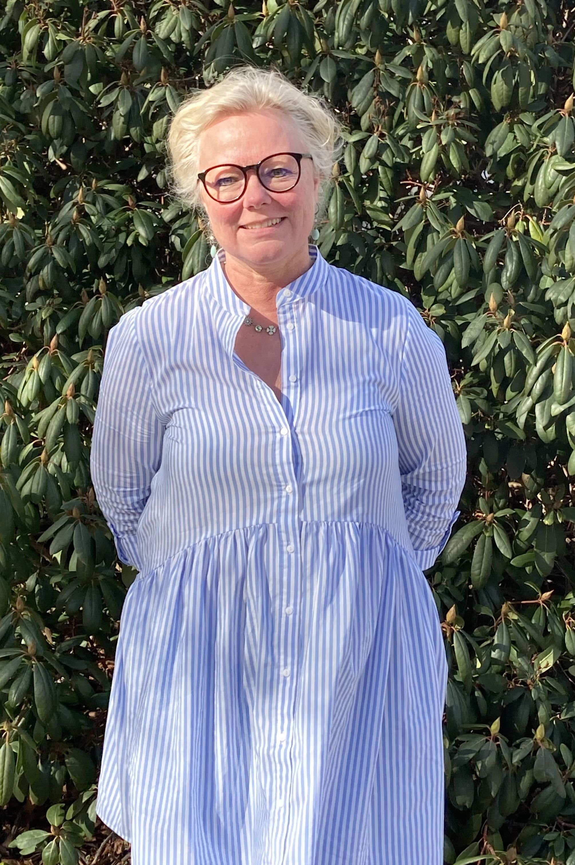 HVEM ER VI - Lægerne Helleberg og Hansen